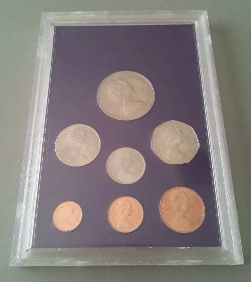 Other Antiques & Collectables - Vintage 1972 `The Royal Silver Wedding ...