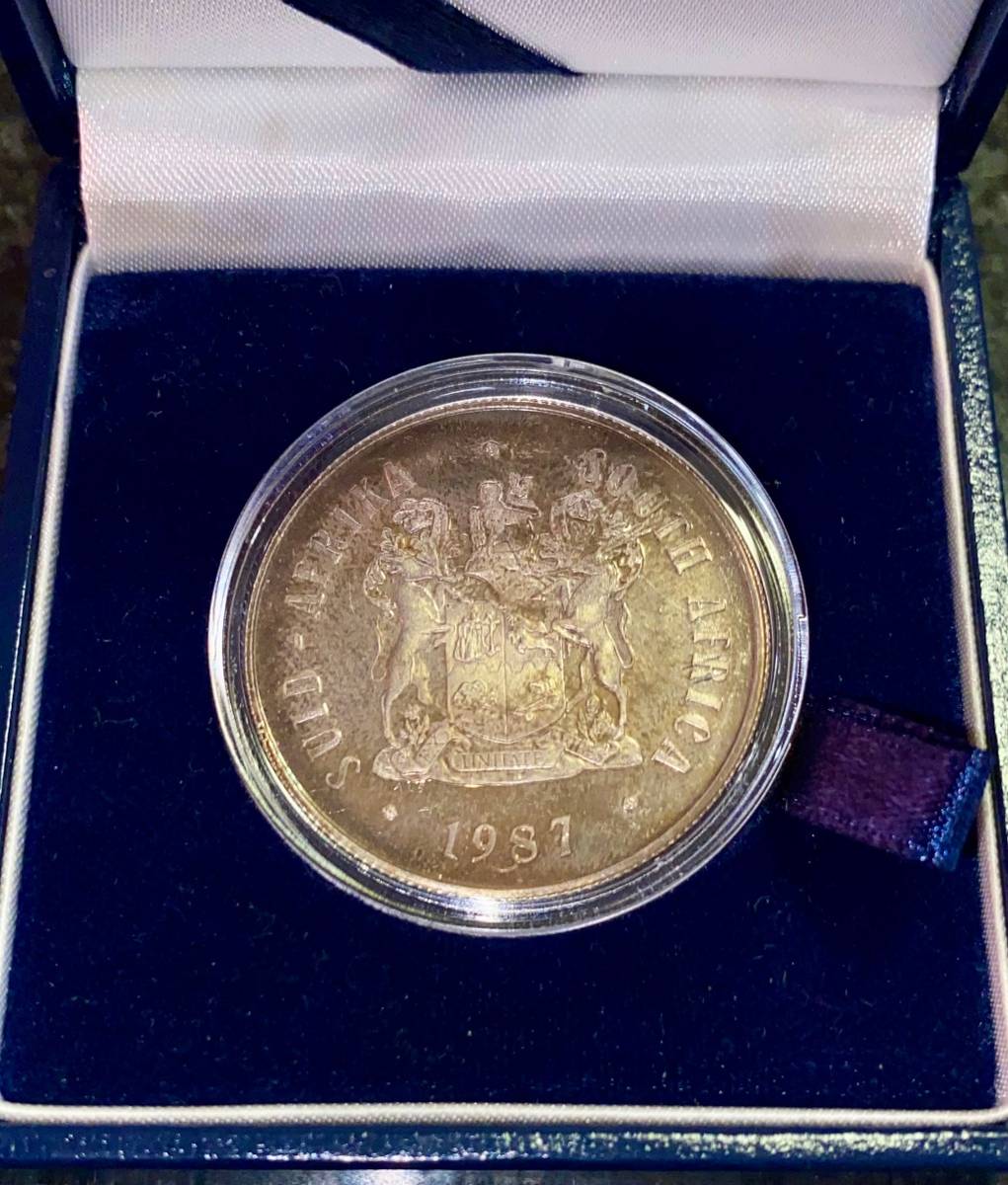 One Rand - SOUTH AFRICA PROOF SILVER R1 -- 1987 -- LOVELY BLUE TONING ...