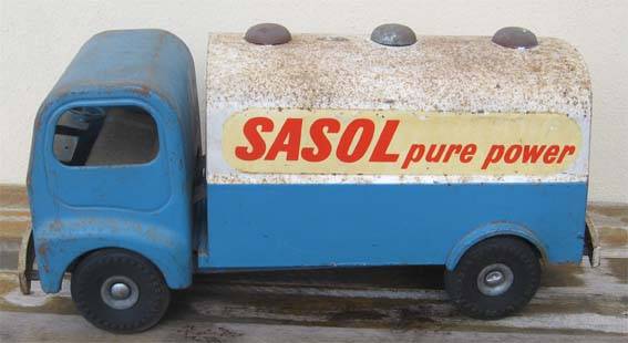 Vintage Toys - TIN PLATE TRI-ANG SASOL PETROL TANKER, MADE IN SOUTH ...