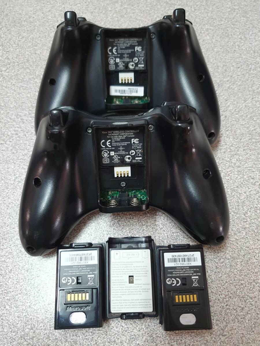 Xbox - Xbox 360 E 4GB with Kinect and 2 Controllers was sold for R1,250 ...