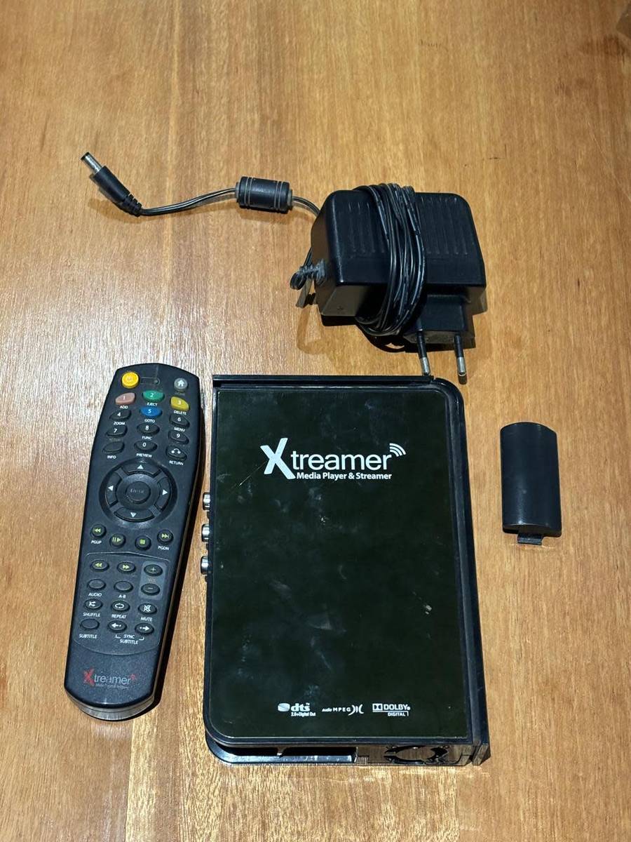 TV Boxes & Digital Media Players - Xtreamer Media Player with 500gb HDD ...