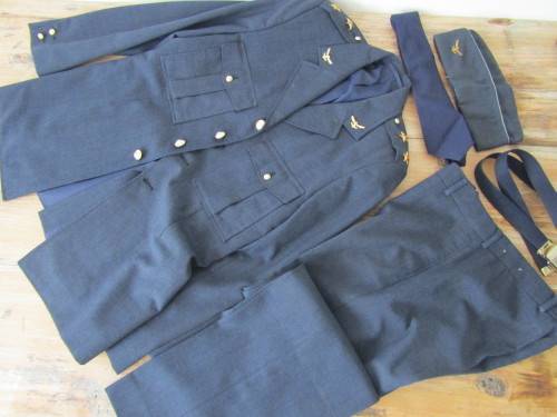 Uniforms - Old SAAF Lieutenant dress Uniform from the 1980's. Jacket ...