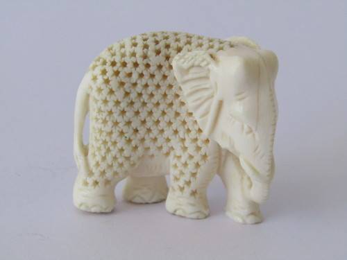 Bone - Vintage hand carved small Ivory Elephant figurine, 3.5cm x 4cm ...