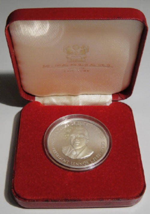 Medallions - Ciskei Independence Medal: Lennox Sebe: 4 Dec. 1981 struck ...
