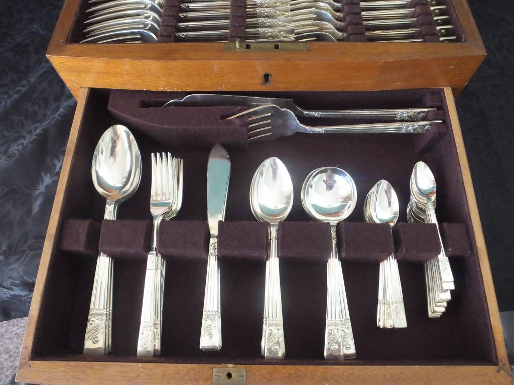Cutlery - BEAUTY AND ELEGANCE AT THE TABLE: 95 PIEACE ANGORA EPNS A1 ...