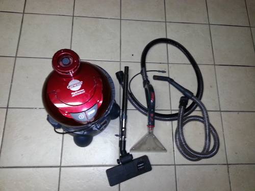 Bagless Vacuums - Genesis Hydrovac Extreme was sold for R900.00 on 25 ...