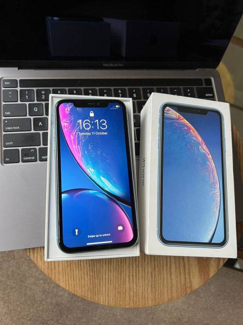 Apple - iPhone XR Blue (64GB) *EXCELLENT CONDITION , comes with box and ...