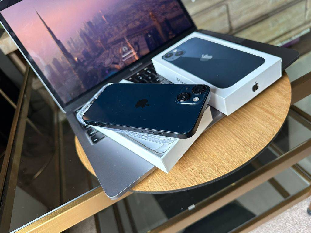 Apple - iPhone 13 , Midnight (128GB) Excellent Pre-owned Condition ...