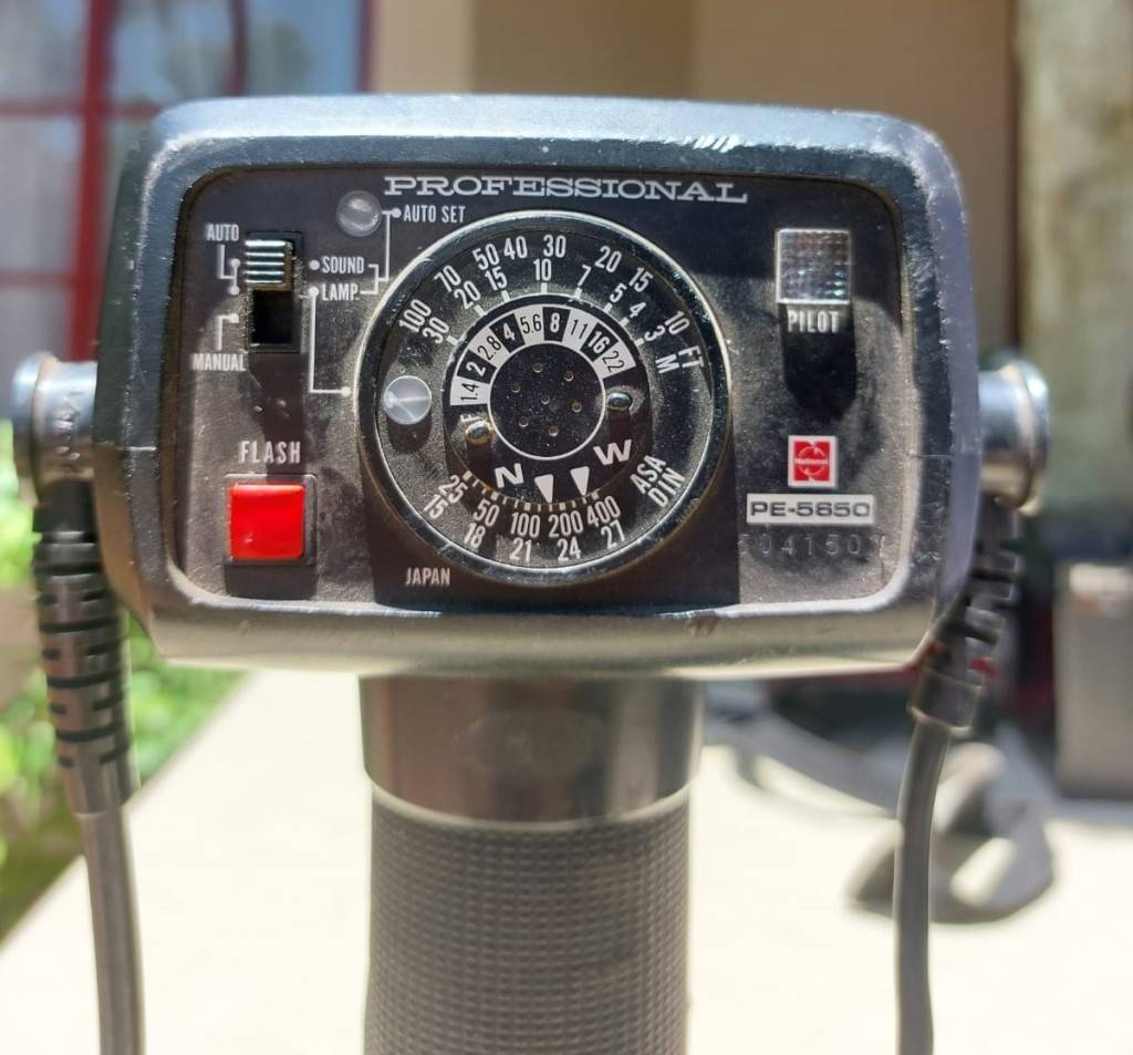 Flashes - VINTAGE NATIONAL PROFESSIONAL PE 5650 FLASH (SERIAL 5041507 ...
