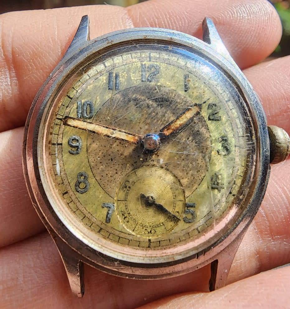 Rare & Collectable Watches - Still Working! Vintage 1940s Army Trade ...