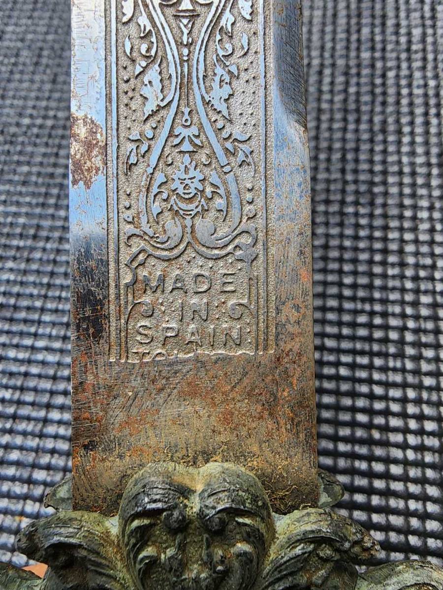 Knives & Daggers - Vintage Engraved Spanish Toledo Main-Gauche Type ...