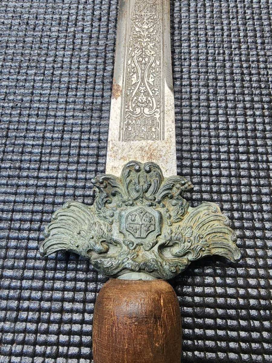 Knives & Daggers - Vintage Engraved Spanish Toledo Main-Gauche Type ...