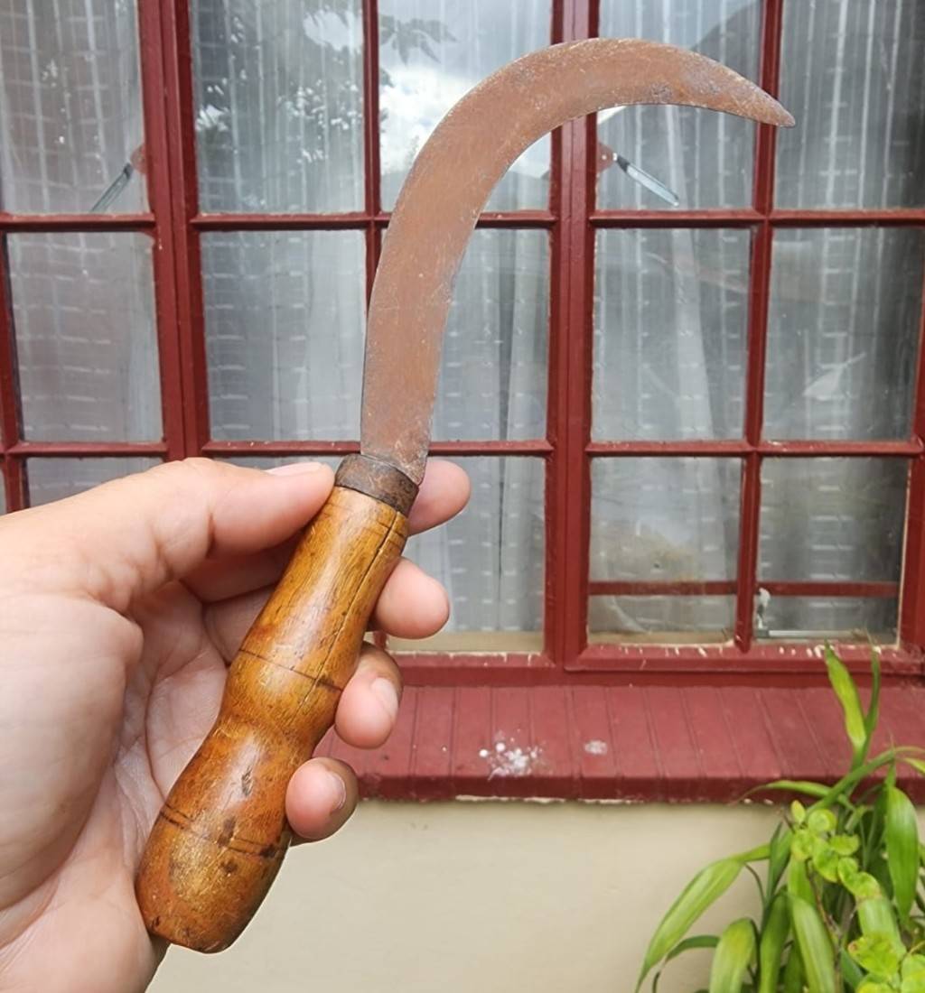 Tools - Vintage 1950s Unknown NA Italian Mark Small Sickle with Tapered ...