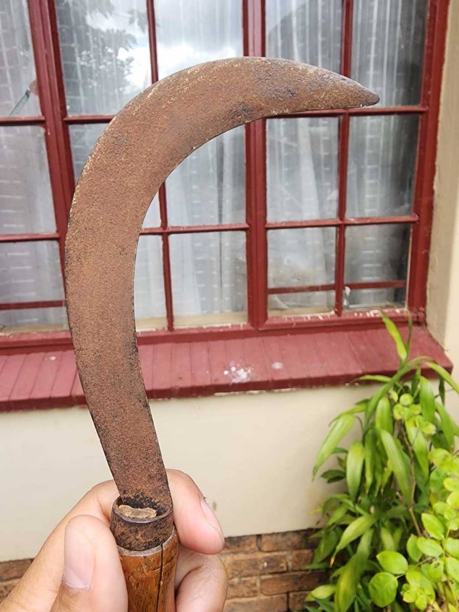 Tools - Vintage 1950s Unknown NA Italian Mark Small Sickle with Tapered ...