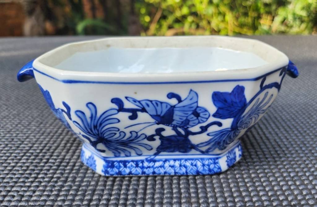 Oriental Porcelain - Ming Dynasty Imperial Court Blue and White ...