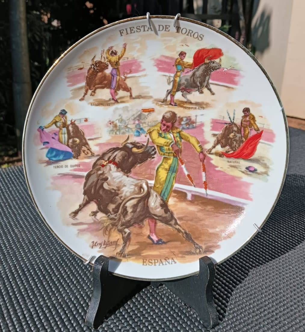 Porcelain & Ceramic - Fiesta De Toros (Bullfight) Souvenir Plate Signed ...