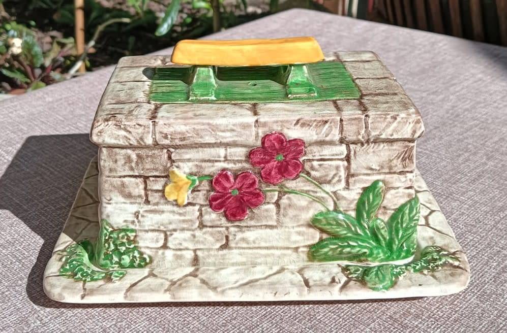 English Porcelain - RARE FALCON WARE ENGLAND 1930S CERAMIC WISHING WELL ...