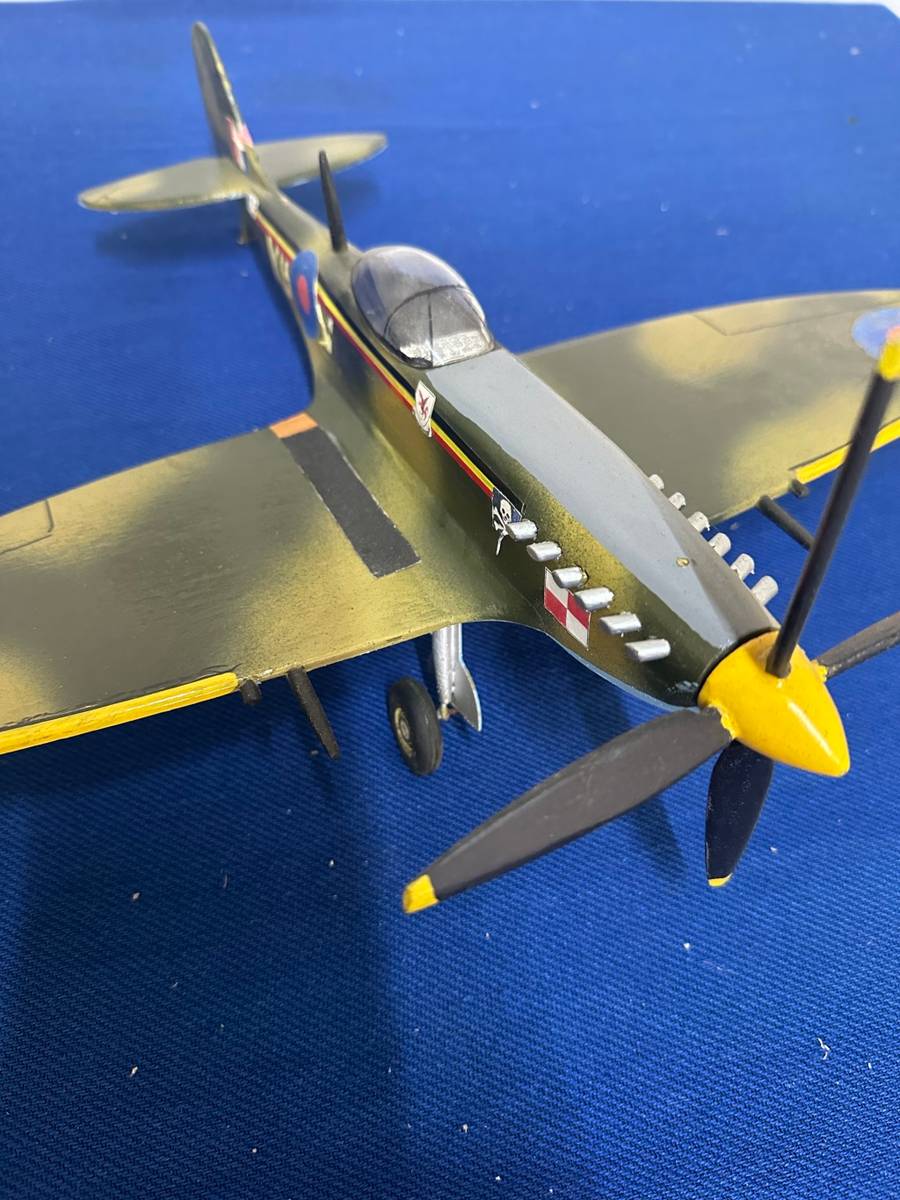 Models - SPITFIRE MODEL PLANE was sold for R298.00 on 21 Feb at 21:15 ...