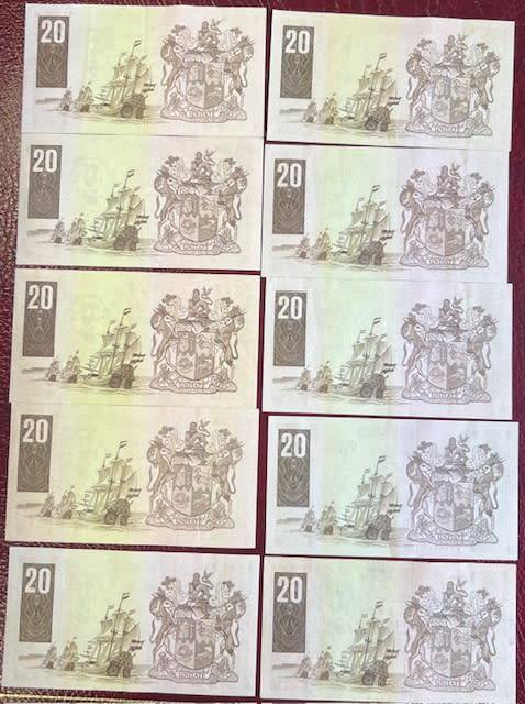 Other South African Bank Notes - SA GREAT LOT OF TEN UNC R20 NOTES was ...