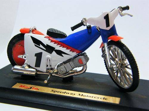 Models - Maisto Speedway Motorcycle model on stand - as per photo was ...