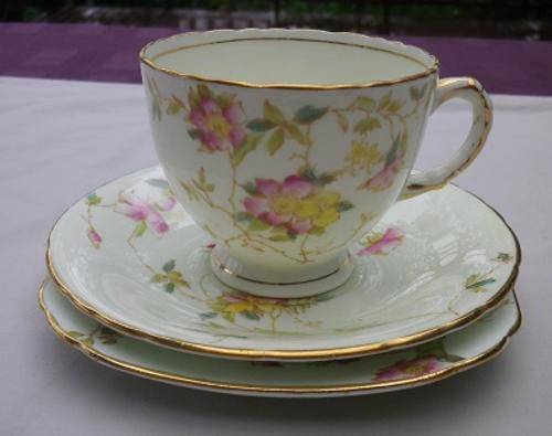 English Porcelain - Charming vintage Sutherland China, England hand ...