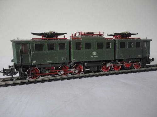 Locomotives - Marklin BR 191 Electric locomotive. was sold for R1,300. ...