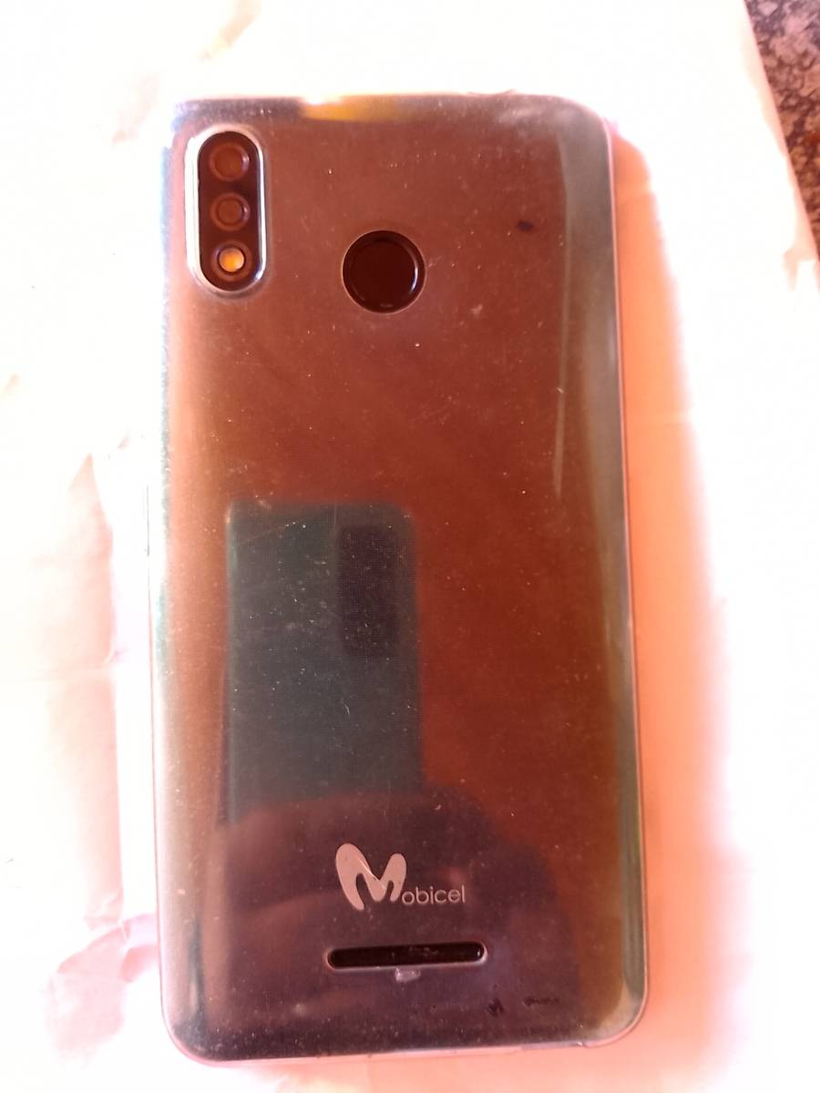 Other Smartphone Brands - MOBICEL TITAN CELLPHONE was listed for R500 ...