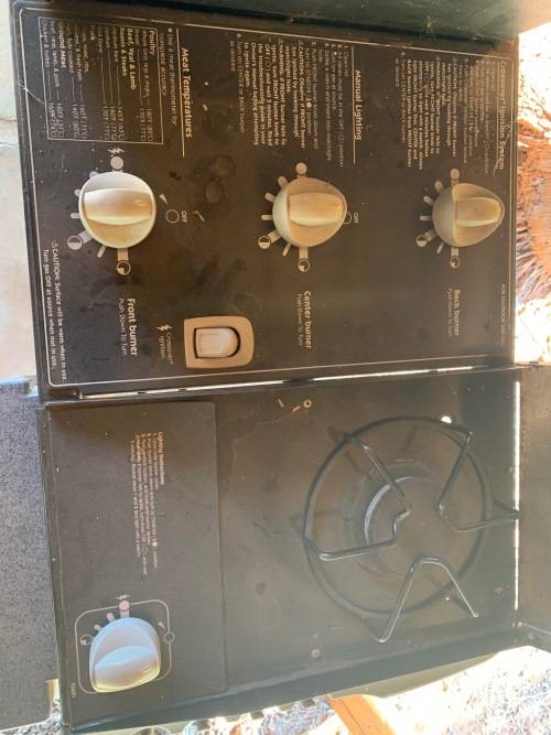 Braais - Second hand Weber Genesis Gold Gas Braai was sold for 2,900.00 ...
