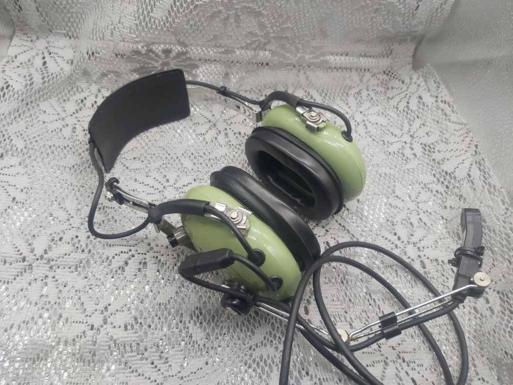 Headphones & Earphones - David Clark H3335 Ground Support Headset for ...