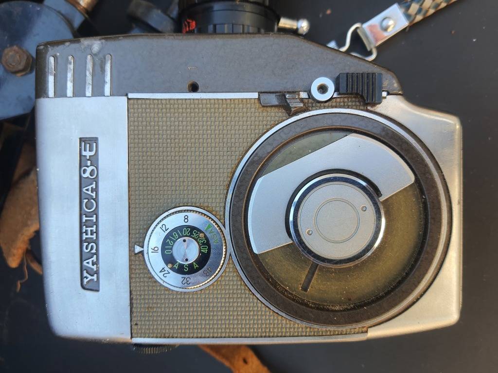 Other Antiques & Collectables - YASHICA 8-E VIDEO CAMERA UP FOR GRABS ...