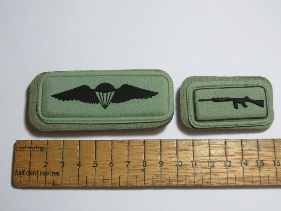 South African Army - Lot of 4 SA Army badges was sold for R300.00 on 26 ...