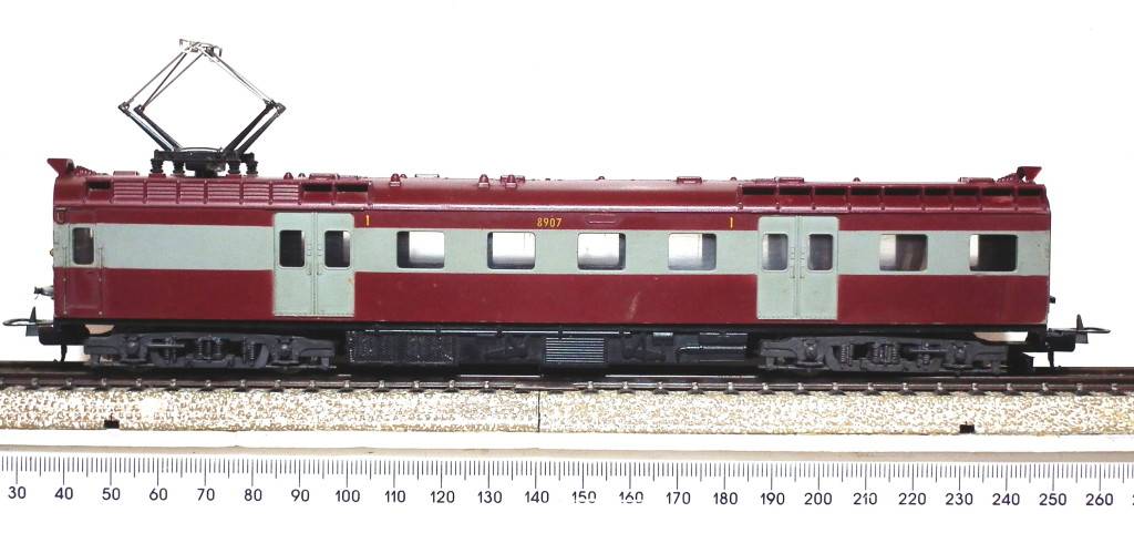 Rolling Stock - LIMA HO: Original SAR Suburban 1st Class Dummy Loco in ...