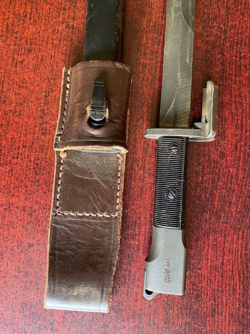 Bayonets - FN FAL BAYONET WITH LEATHER FROG-EXTENDED LENGTH 31 CM-THIS ...