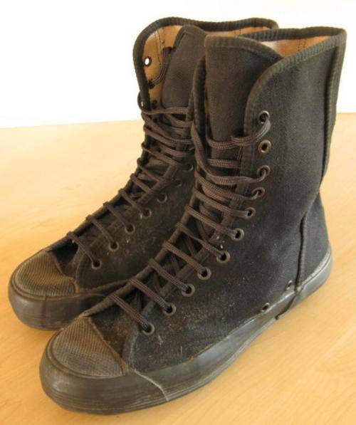 Uniforms - RHODESIA COMBAT USED FLAT SOLE BOOTS. CALLED FELLIES & USED ...
