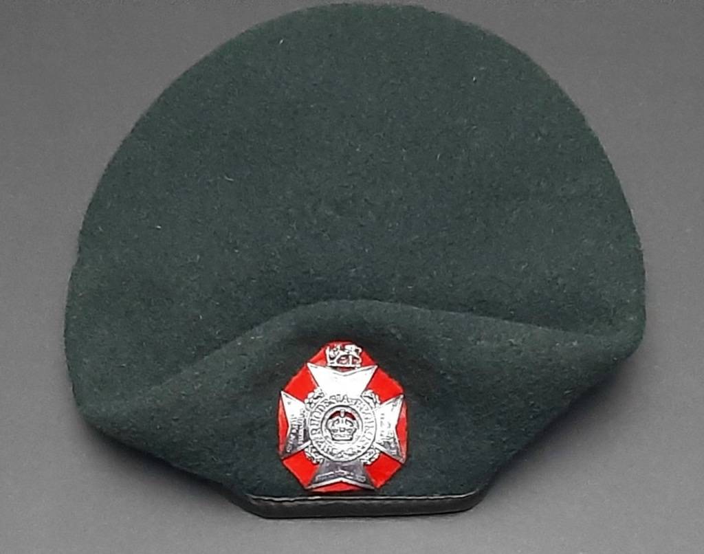Headgear - **Rhodesian Bush War: 1970s Rhodesia Regiment Beret w/ Badge ...
