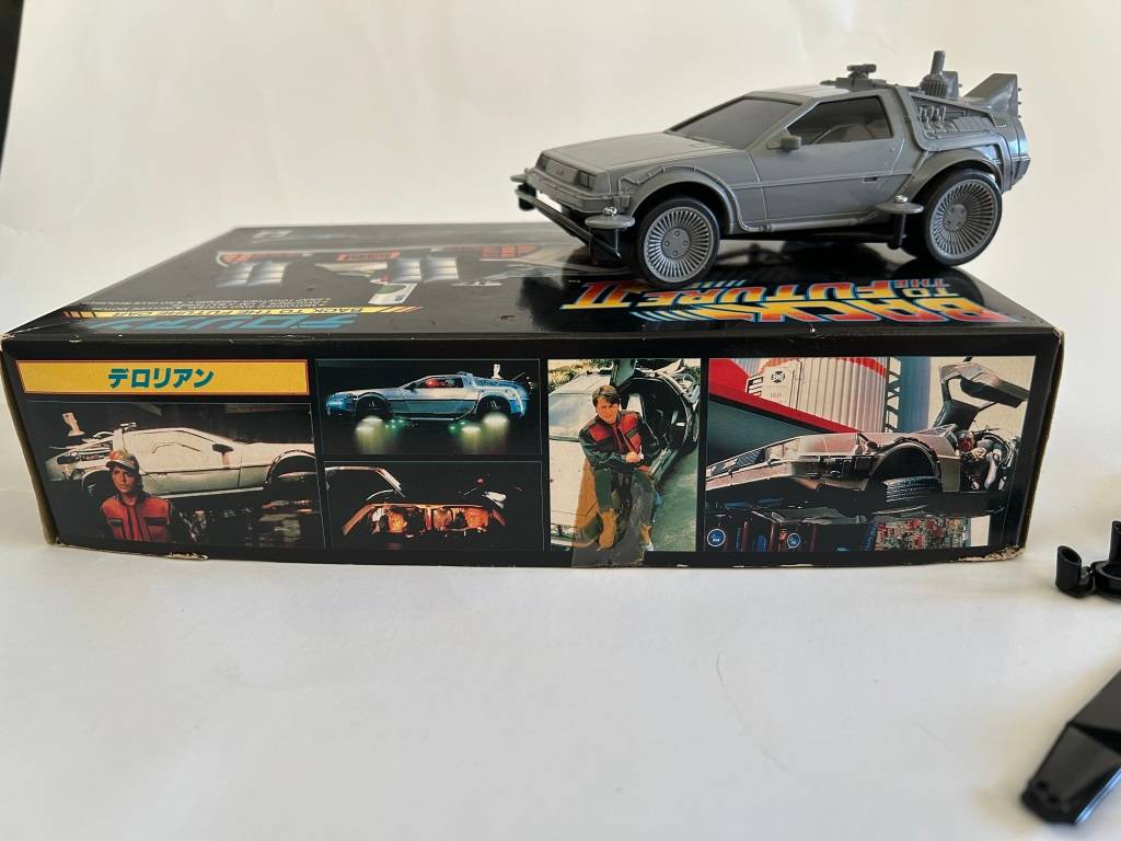Vintage Toys - Original 1989 BACK TO THE FUTURE Part 2 Delorean ...
