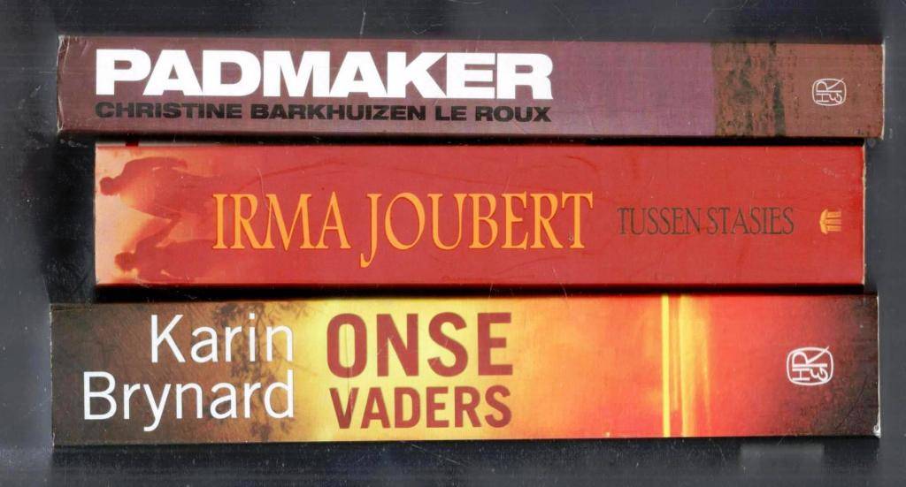 Afrikaans Fiction - 3 Afrikaanse Storieboeke was sold for R99.00 on 17 ...