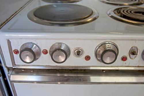 Appliances - VINTAGE FUCHSWARE STOVE AND OVEN was listed for R450.00 on ...