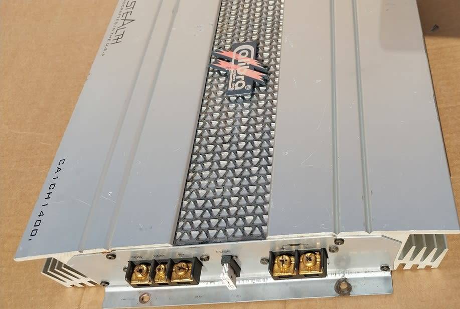Amplifiers & Equalizers - OLDSCHOOL CALIBRA STEALTH 1,400W CAR ...