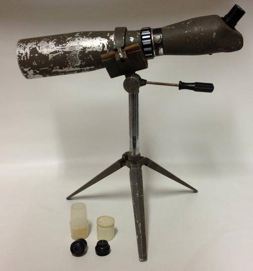 Telescopes - Vintage Spotting Scope on it's Tripod - Working! - with ...