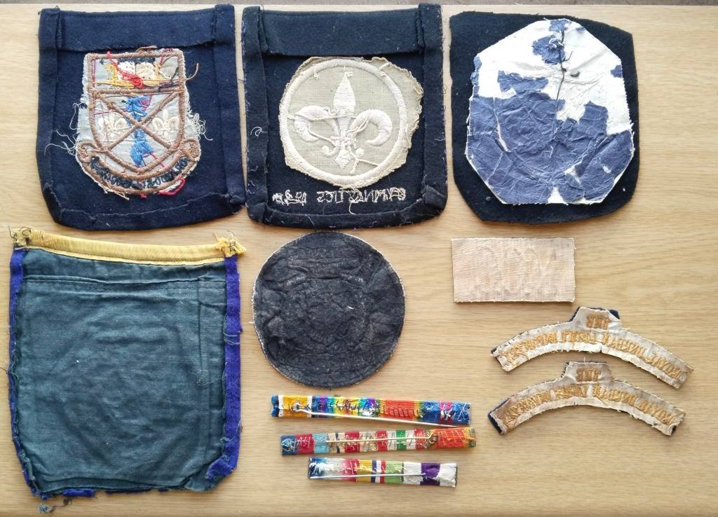 International Badges & Insignia - Collection of some military cloth ...