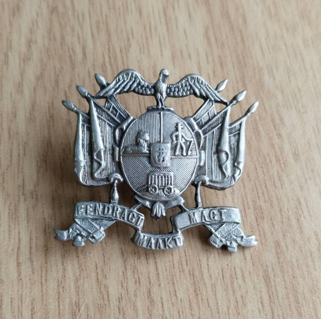 Boer War - ZAR Boer War Cap Badge. Staats Artillery. Rare. for sale in ...