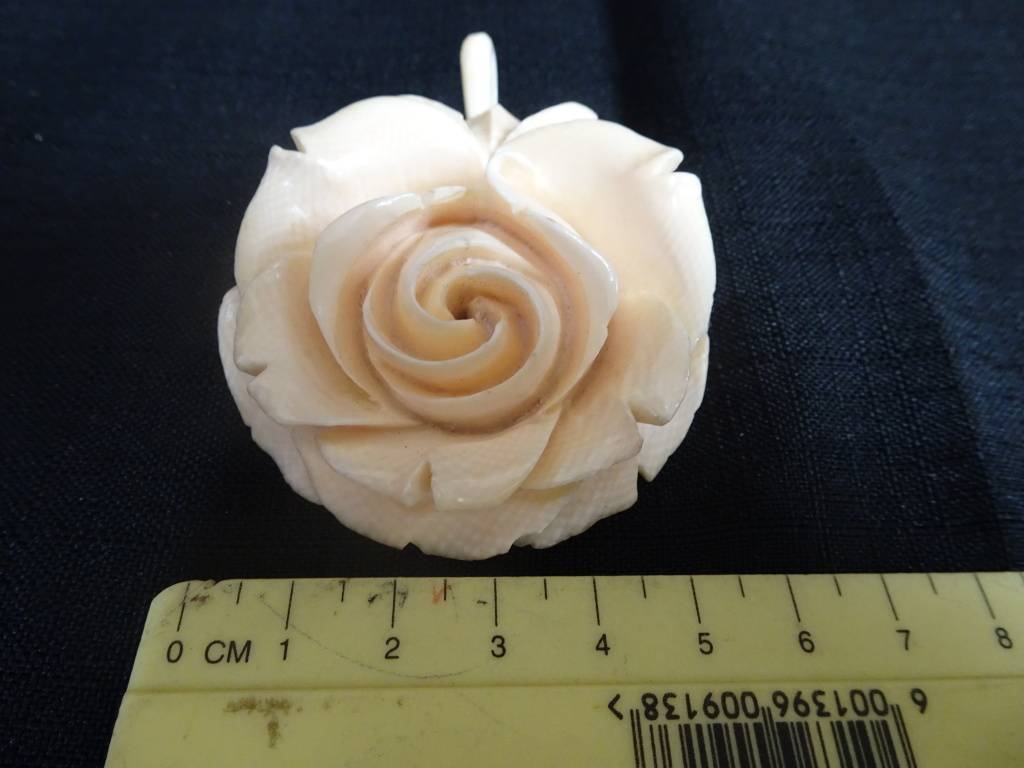 Other Antiques & Collectables - Stunning Vintage Bone Carved Rose ...