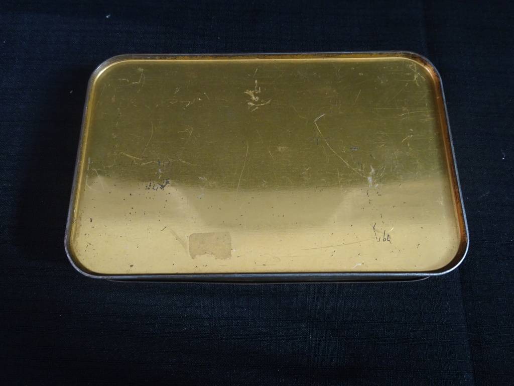 Other Antiques & Collectables - Two WWII 1940 Chocolate Tin, JAN SMUTS ...