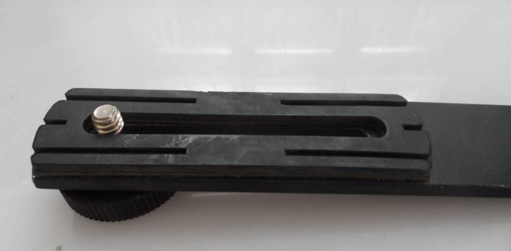 35mm SLR - VINTAGE SLR CAMERA , HAND HELD FLASH MOUNT, & CABLE RELEASE ...