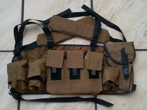 Kit - SADF 44 Para Brigade Chest webbing with Pistol holster was sold ...