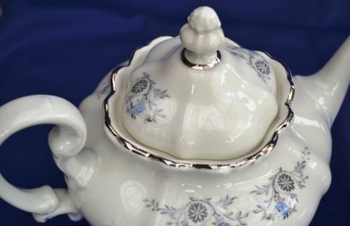 South African Porcelain - Constantia Fine China Tea Pot, Coffee Pot ...