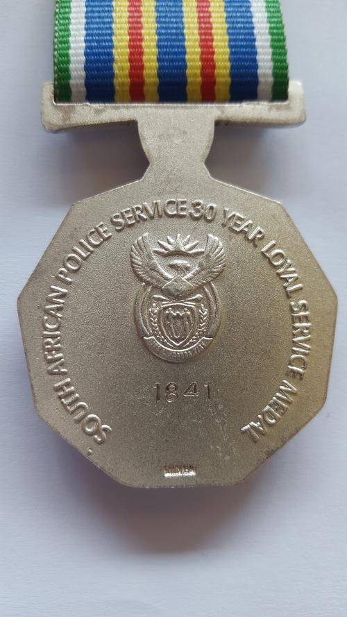 Other Medals - SAPS 30year service medal was sold for R500.00 on 24 Jan ...