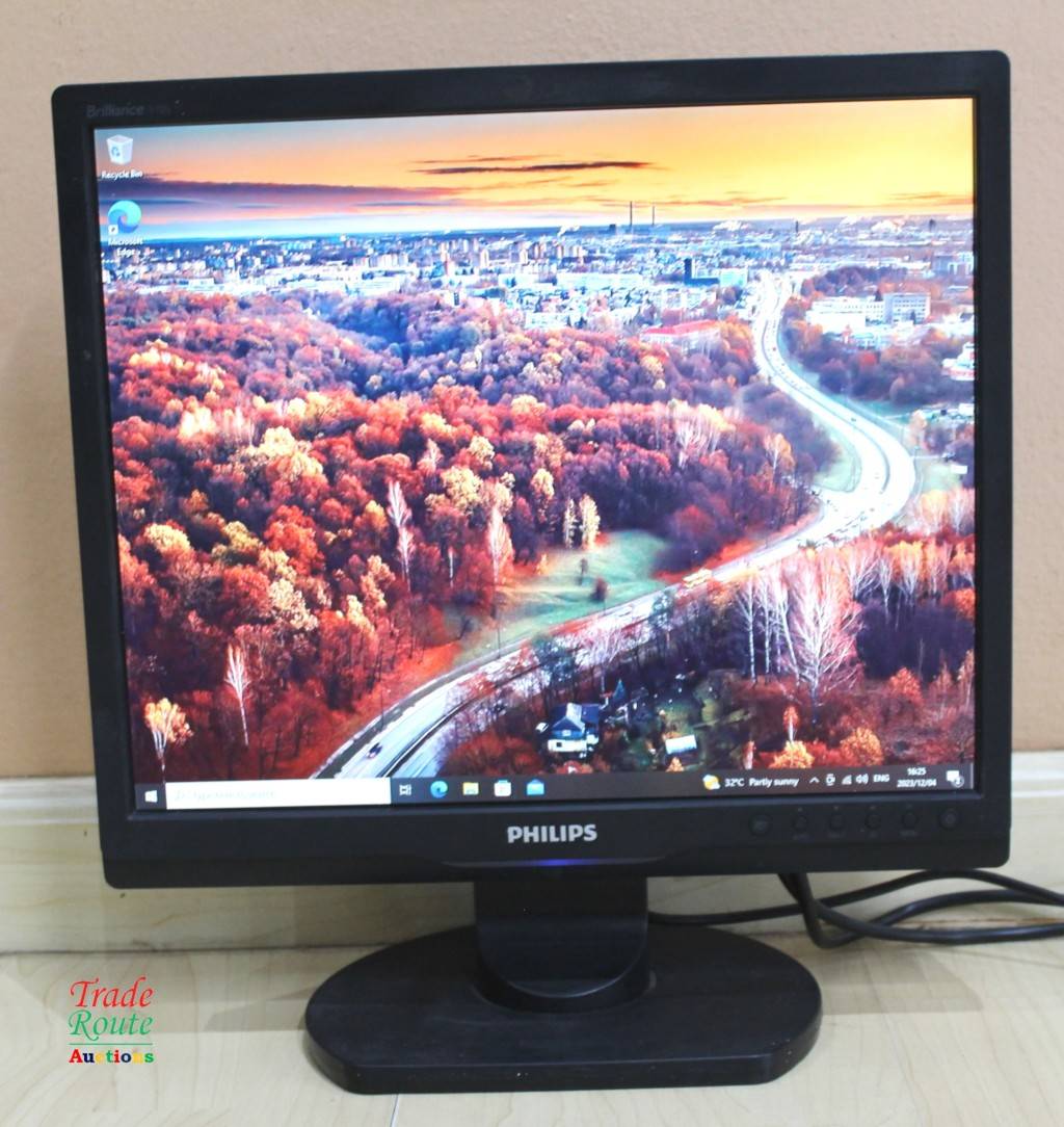 Monitors - Philips 17-inch 170S 1280x1024 LCD Monitor Black Brilliance ...