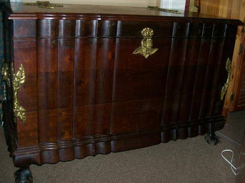 Chests & Kists - VERY COLLECTABLE SOLID IMBUIA BALL & CLAW TROUSSEAU ...